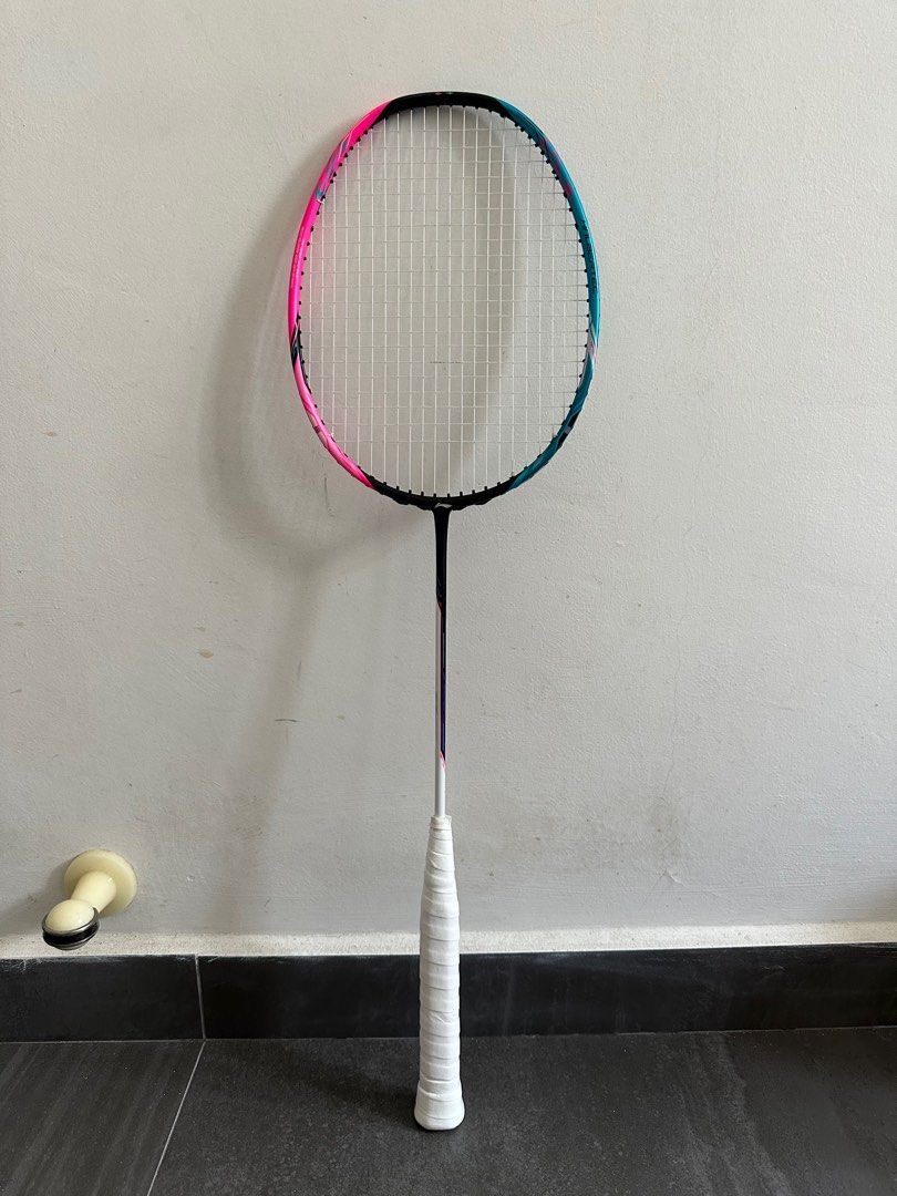 Lining Halbertec 8000 4UG5, Sports Equipment, Sports & Games, Racket ...