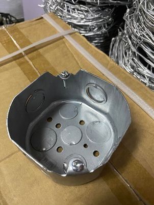Metal Junction box, Commercial & Industrial, Construction Tools ...