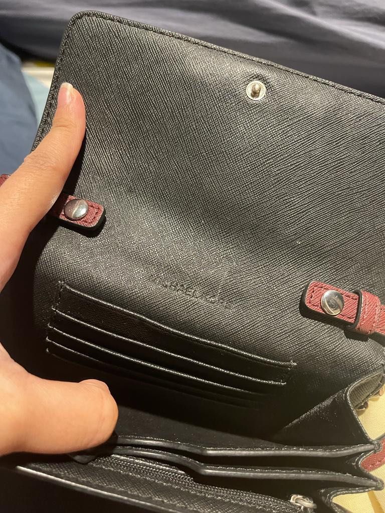 Michael Kors, Luxury, Bags & Wallets on Carousell