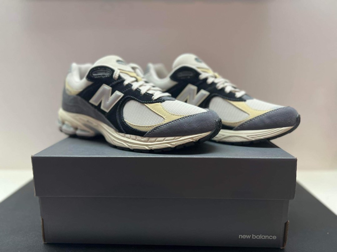 NB 2002R, Men's Fashion, Footwear, Sneakers on Carousell