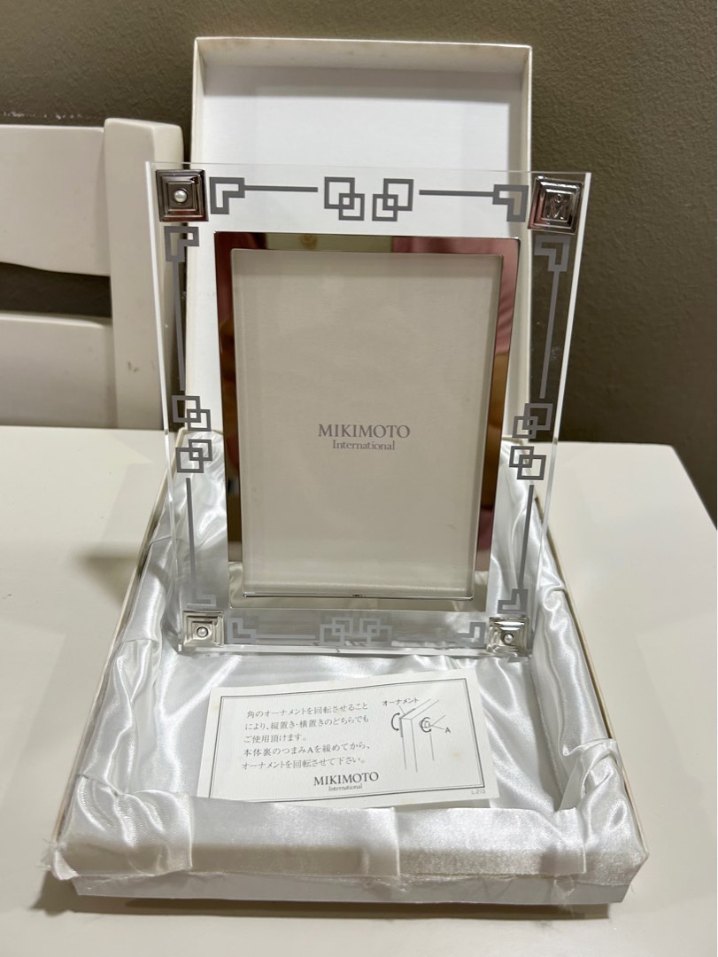 NEW Mikimoto Photo Frame (3 Pearls), Furniture & Home Living, Home ...