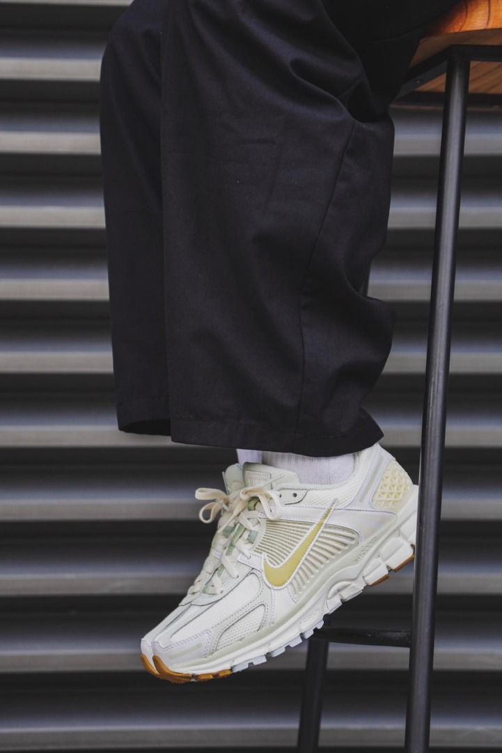 Nike Zoom Vomero 5 Lemon Swoosh, Women's Fashion, Footwear, Sneakers on ...