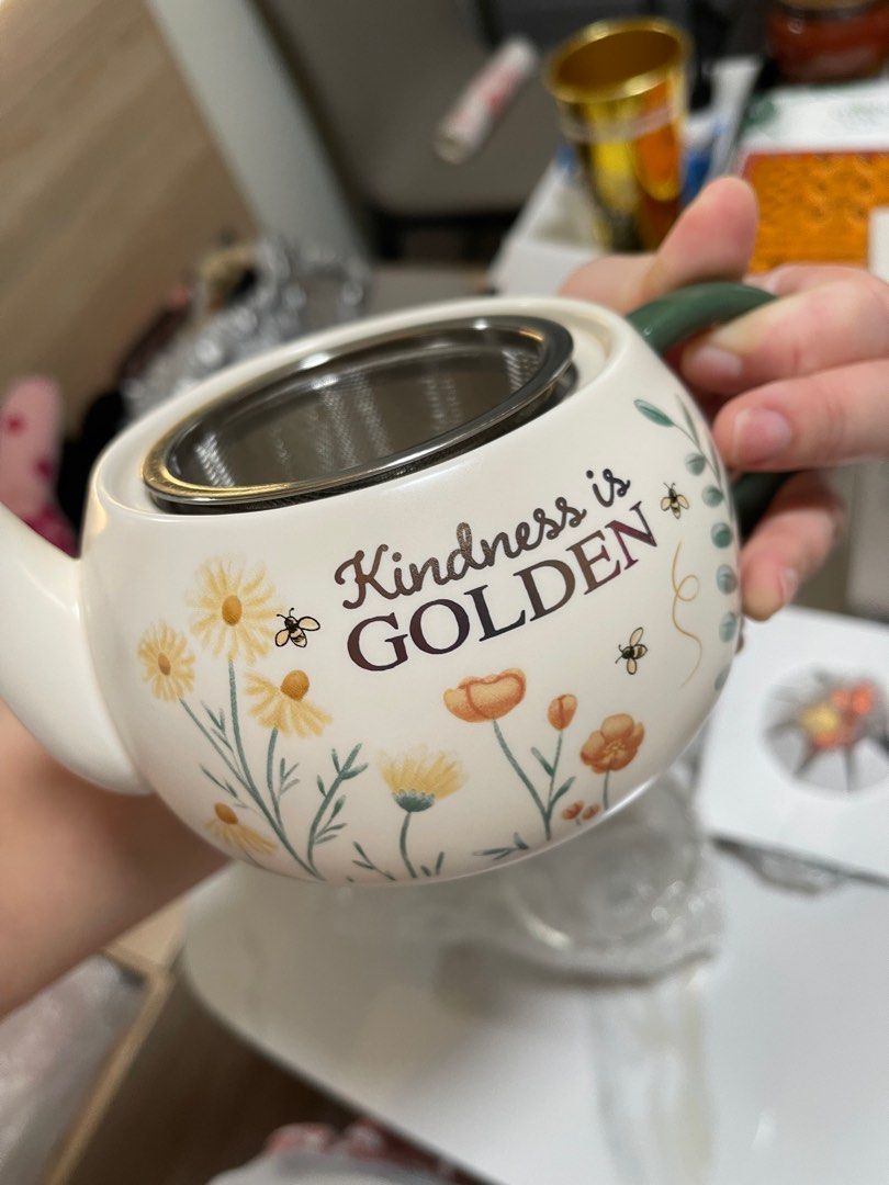 NTUC FairPrice Winnie the Pooh ceramic teapot set with cup, Furniture ...