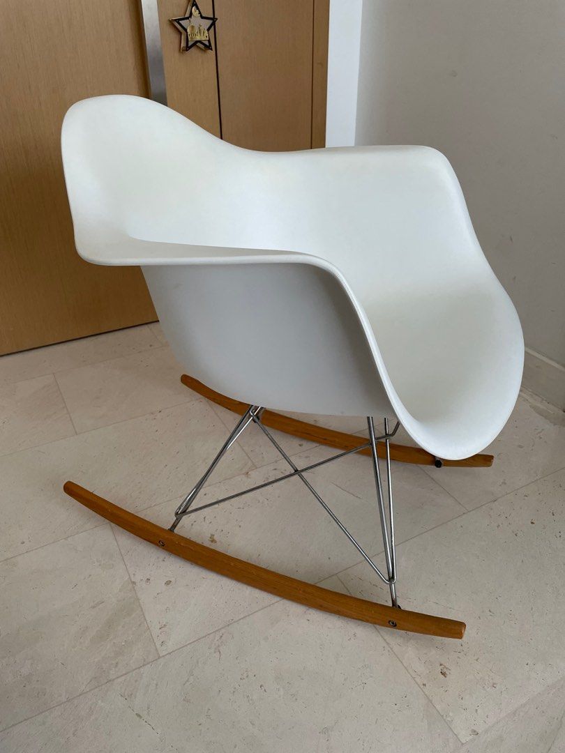 Oala Low Rocking Lounge Chair (white) (forty two), Furniture & Home ...