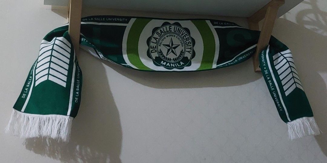 Official De La Salle University (DLSU) Banner, Hobbies & Toys ...