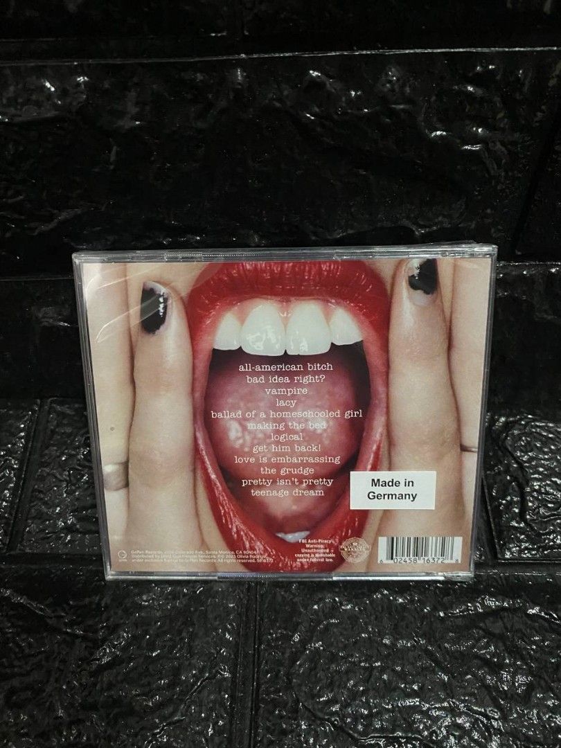 [Olivia Rodrigo] - GUTS Signed CD & Cassette Tape, Audio, Other Audio ...