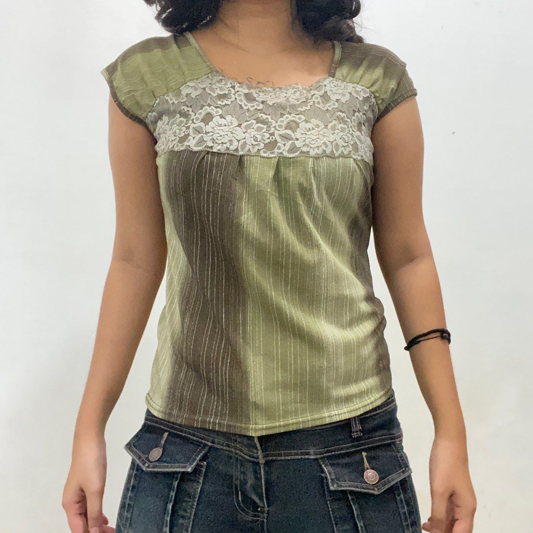 pan green laced blouse earthcore cottagecore, Women's Fashion, Tops ...