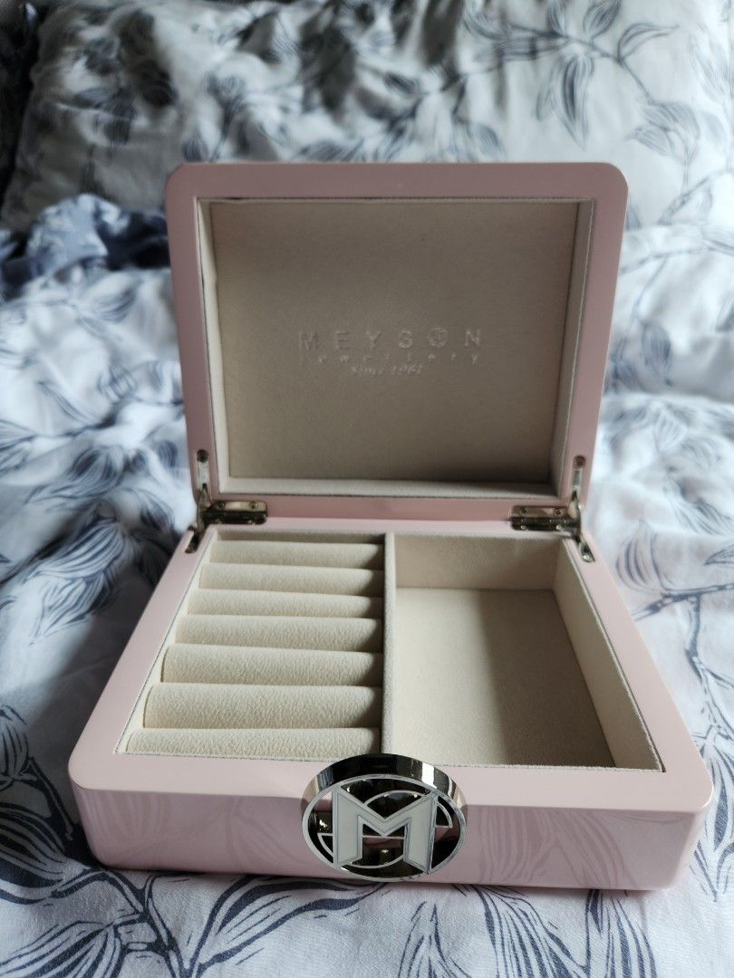 Pink Meyson Jewellery Box, Women's Fashion, Jewelry & Organisers ...
