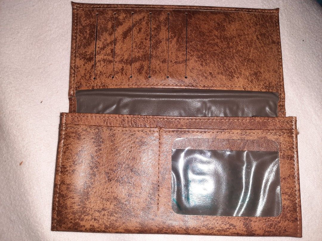 Popeye leather bifold wallet vintage imported, Women's Fashion, Bags ...