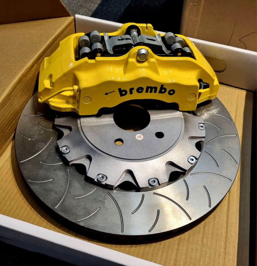 Refurbished Brembo 18z 6 Pot, Car Accessories, Accessories on Carousell