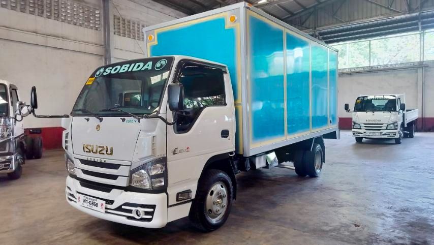 Sobida Isuzu Elf NKR Closed Van Truck, Special Vehicles, Heavy Vehicles ...