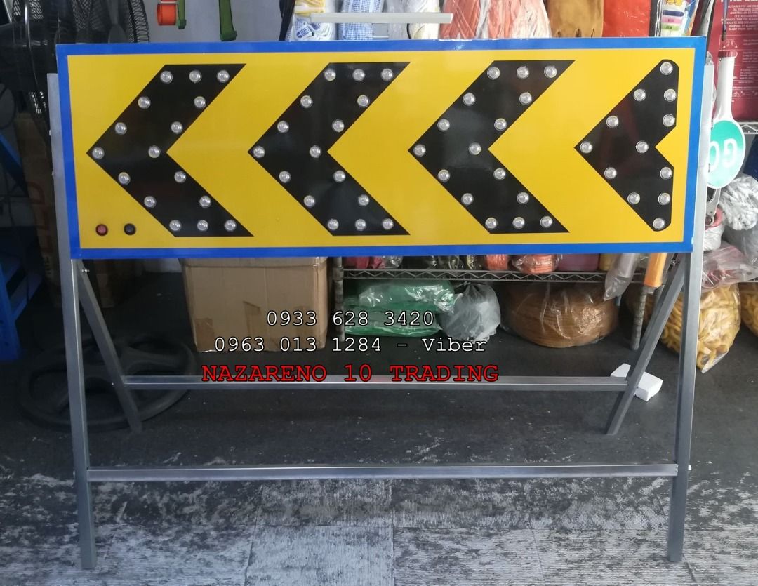 solar Blinker Arrow board Strobe light Warning Light, Commercial ...