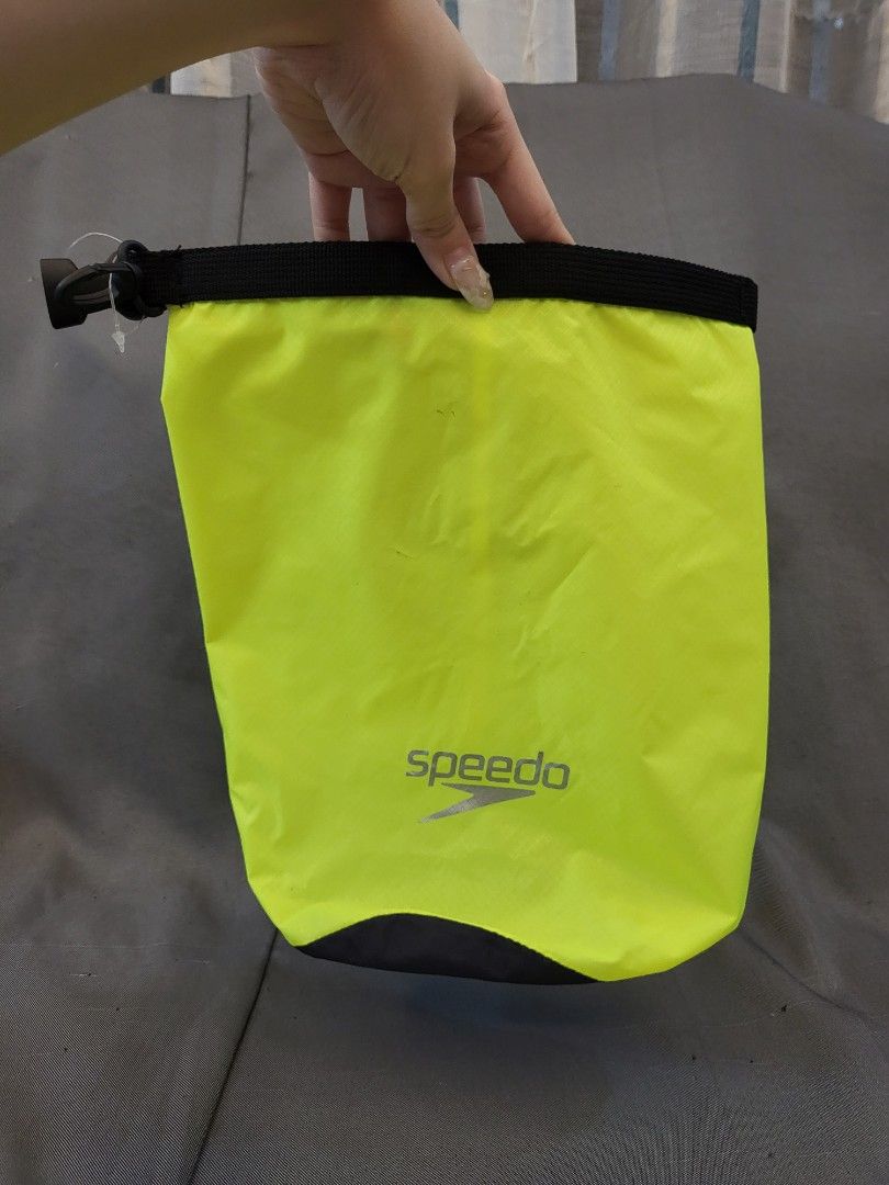 Speedo Neon Green Waterproof Dry Bag, Women's Fashion, Bags & Wallets ...