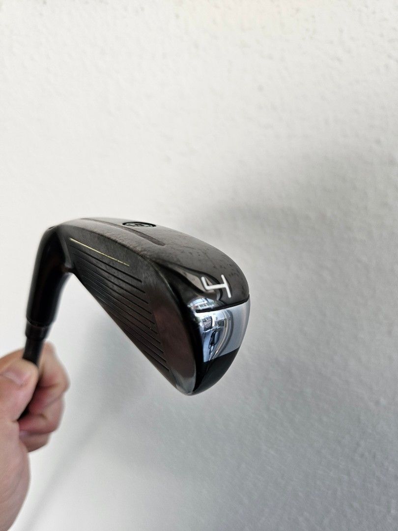 Taylormade Gapr mid 4. Utility/rescue/hybrid/driving iron, Sports ...
