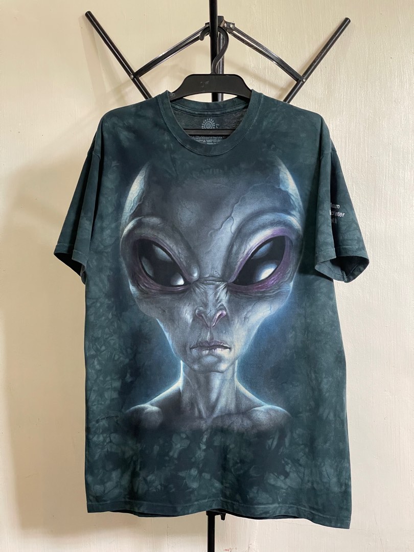 The Mountain Alien, Men's Fashion, Tops & Sets, Tshirts & Polo Shirts ...
