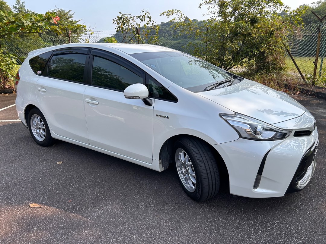 Toyota Prius+ Hybrid Best MPV Auto, Cars, Used Cars on Carousell