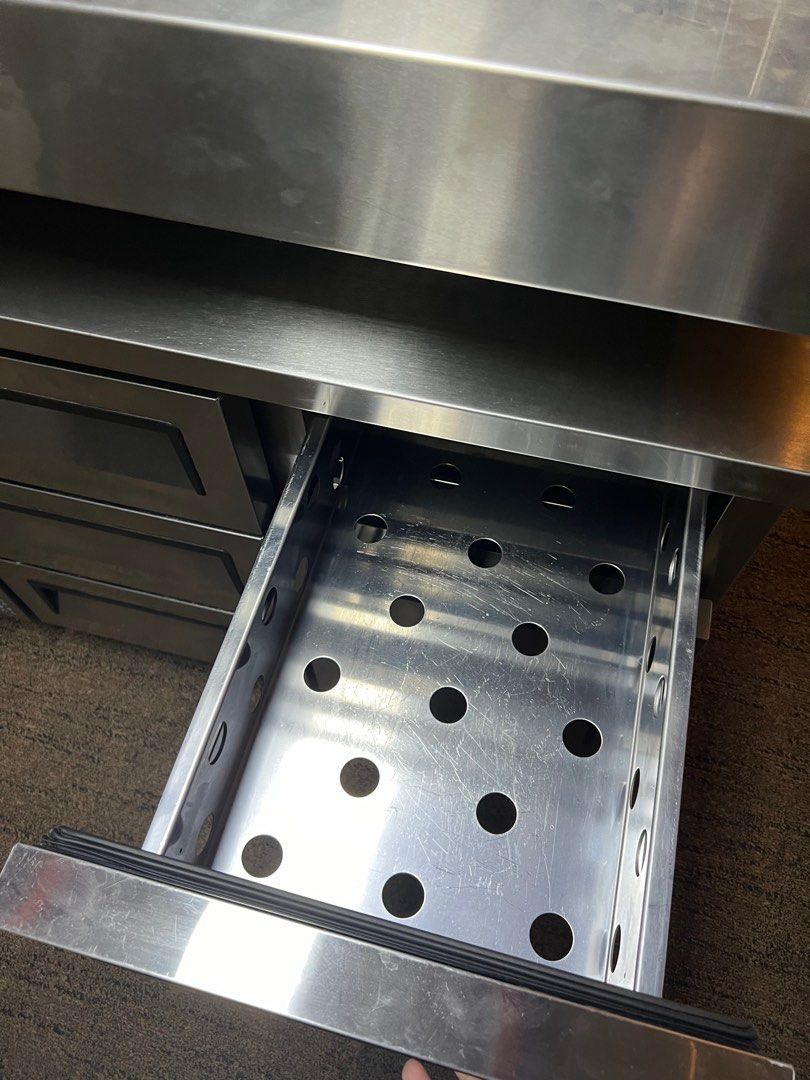 Turbo Air 6 Drawer Counter Chiller, TV & Home Appliances, Kitchen ...