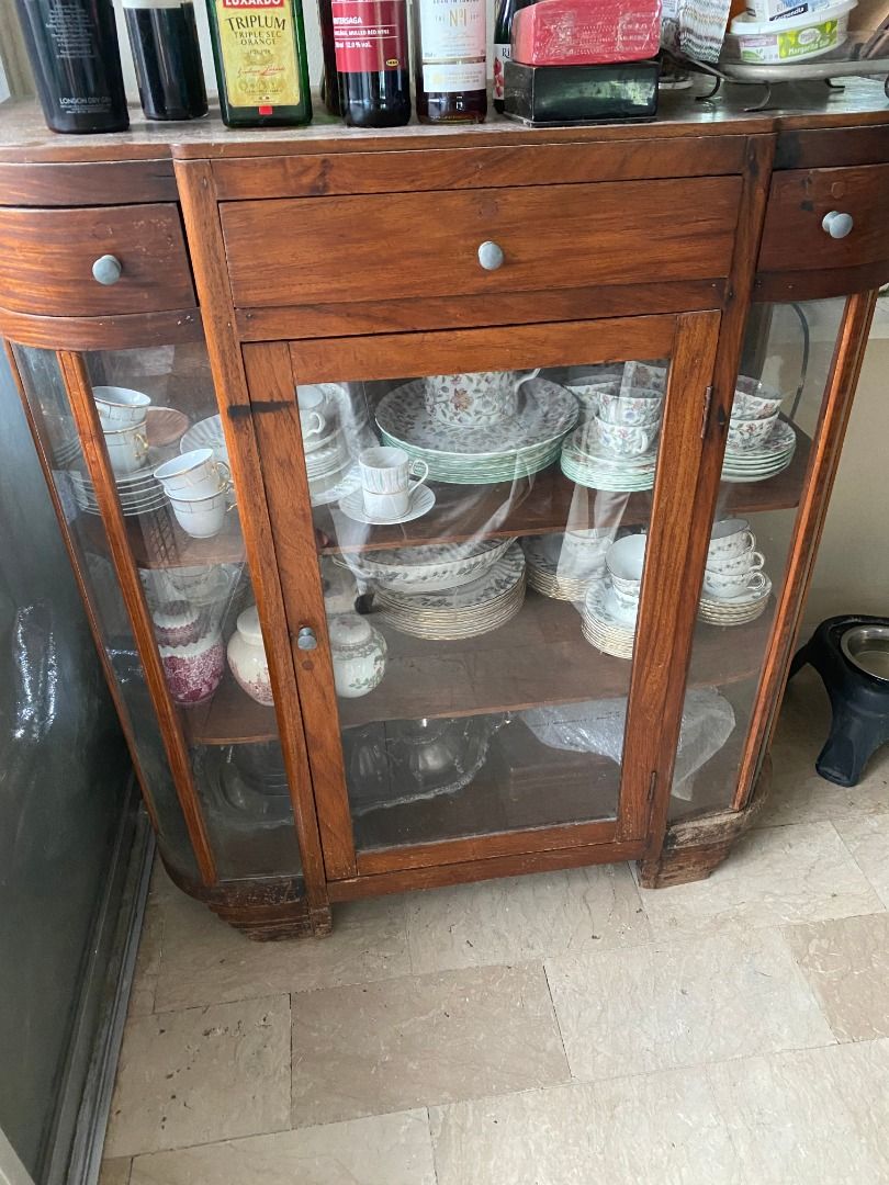Vintage Platera/Display Cabinet, Furniture & Home Living, Furniture ...