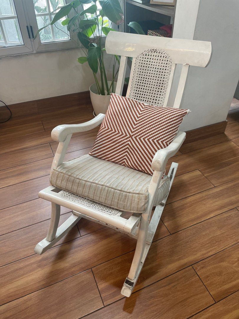 Vintage Rocking Chair Solihiya, Babies & Kids, Baby Nursery & Kids ...