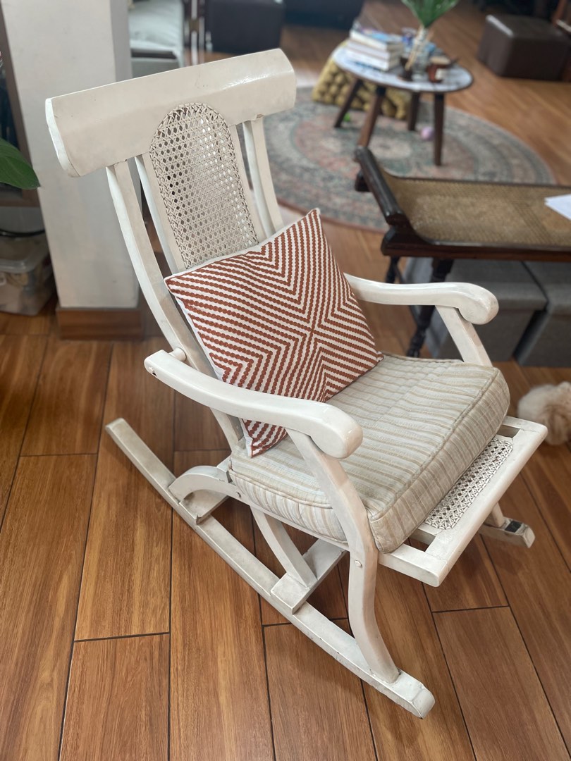 Vintage Rocking Chair Solihiya, Babies & Kids, Baby Nursery & Kids ...
