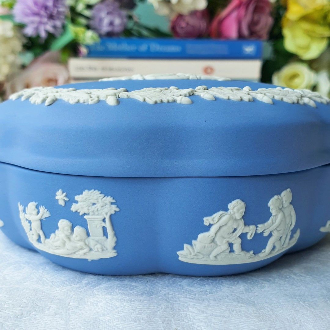 Vintage Wedgwood Blue Jasperware Fluted Powder Pot, Furniture & Home ...