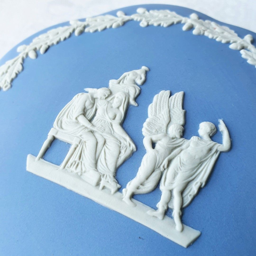Vintage Wedgwood Blue Jasperware Fluted Powder Pot, Furniture & Home ...