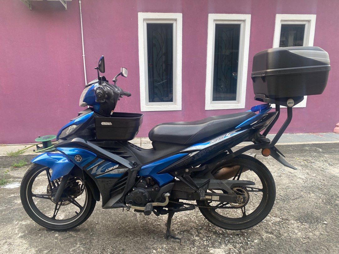 Yamaha LC135 v6 2020 (Blue) with Givi Box (Negotiable), Motorbikes on ...