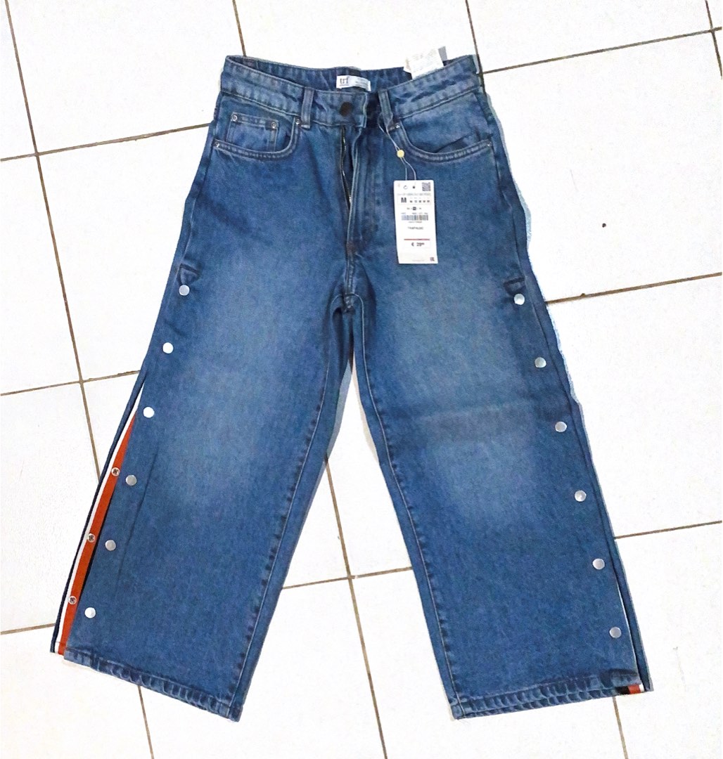Zara Side Snap Denim Pants, Women's Fashion, Bottoms, Jeans on Carousell