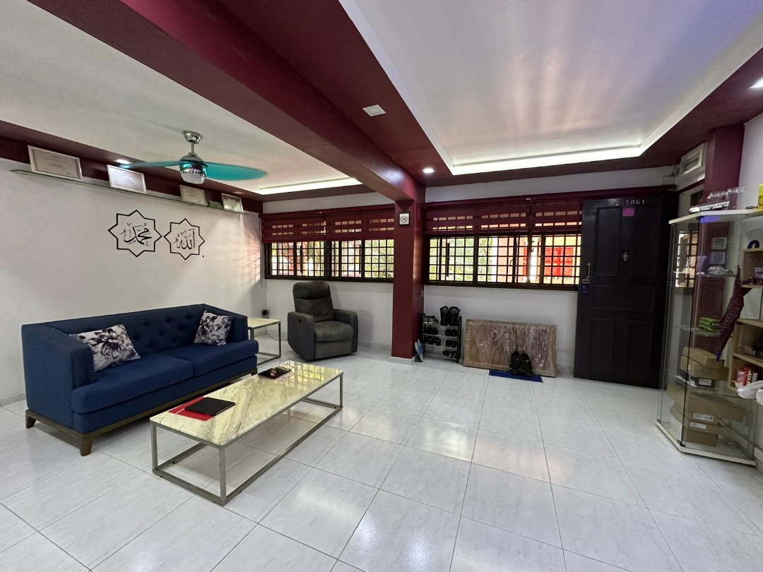 201 Toa Payoh North | Rarely Available Door To Door Unit With 3 ...