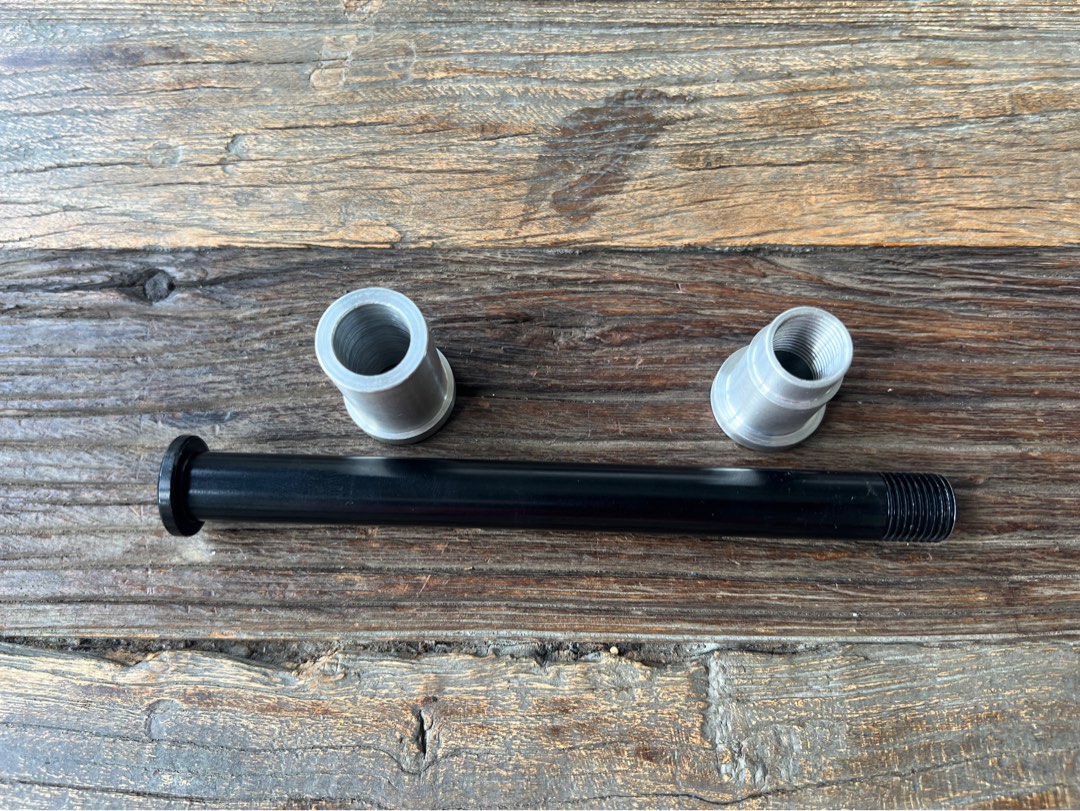 20mm Thru axle converter, Sports Equipment, Bicycles & Parts, Parts ...