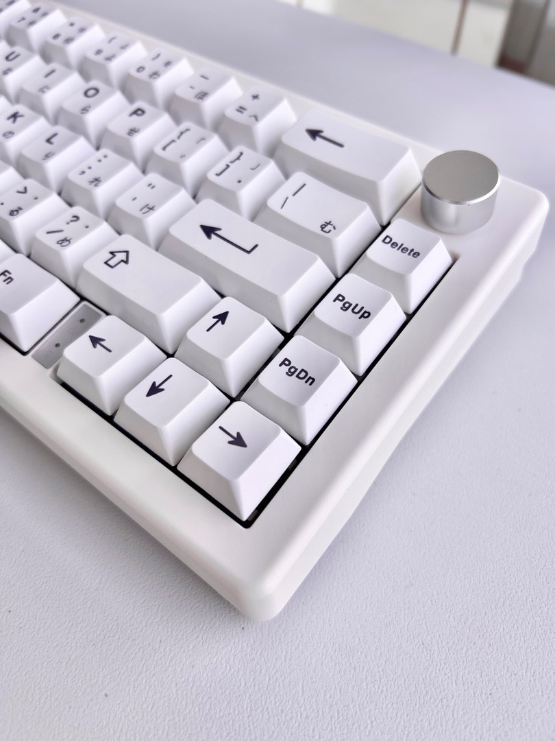 65% Custom Mechanical Keyboard (WOB white keycaps), Computers & Tech, Parts & Accessories ...
