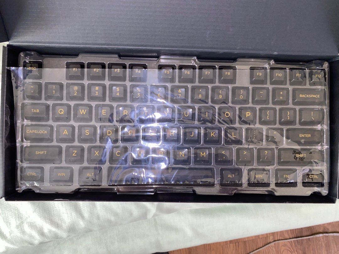 Akko Clear Keycaps v2 (Black) ASA Profile, Computers & Tech, Parts ...