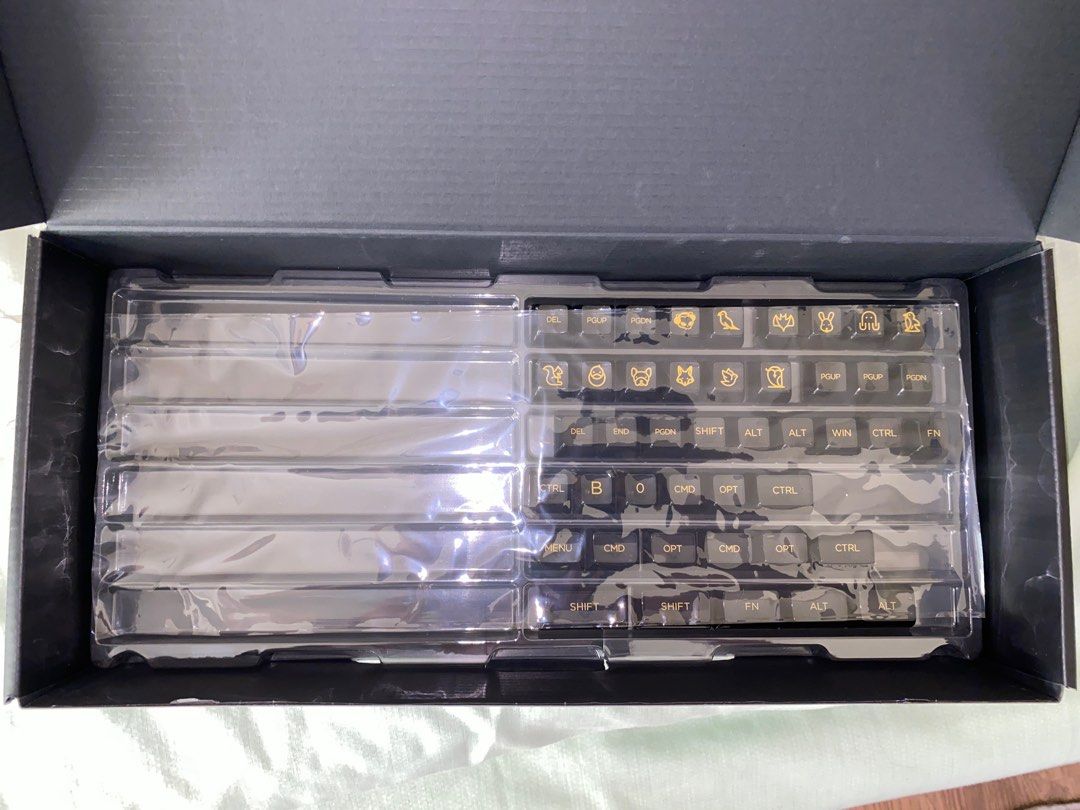 Akko Clear Keycaps v2 (Black) ASA Profile, Computers & Tech, Parts ...