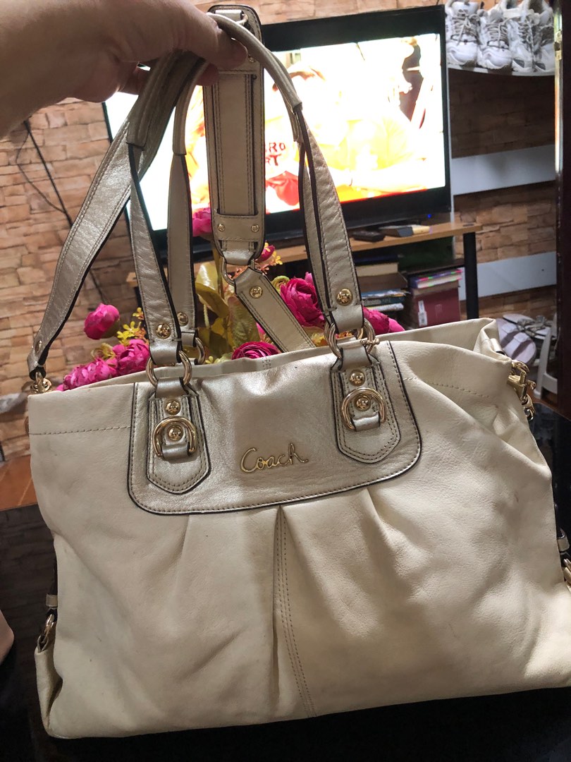 Authentic Two-Way Coach, Luxury, Bags & Wallets on Carousell