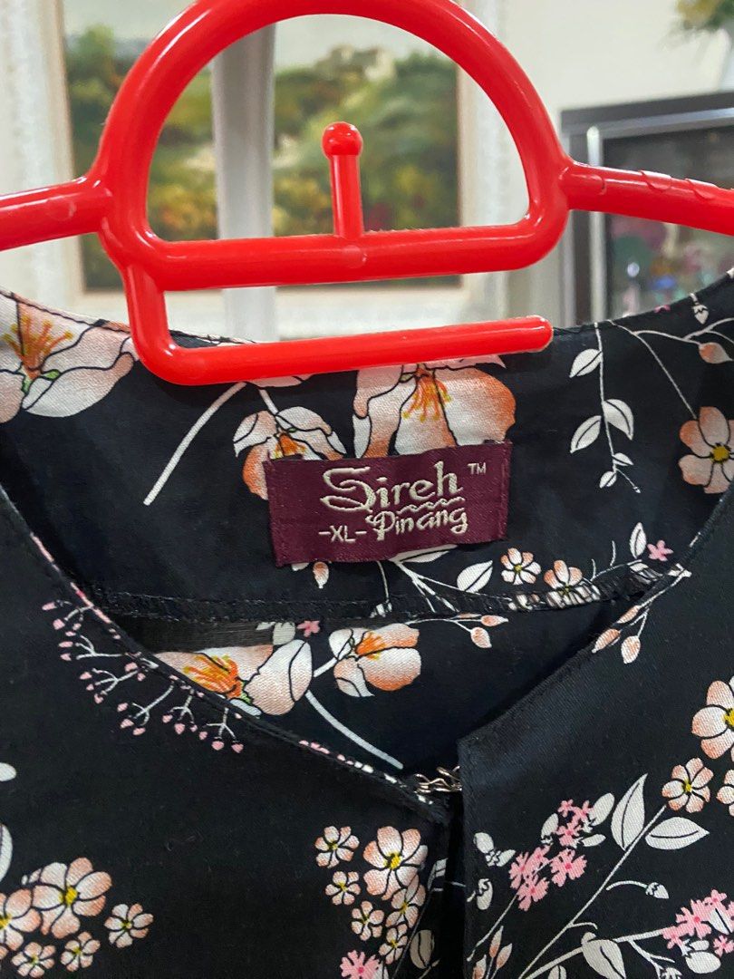 Baju Kurung Sireh Pinang, Women's Fashion, Muslimah Fashion, Baju ...