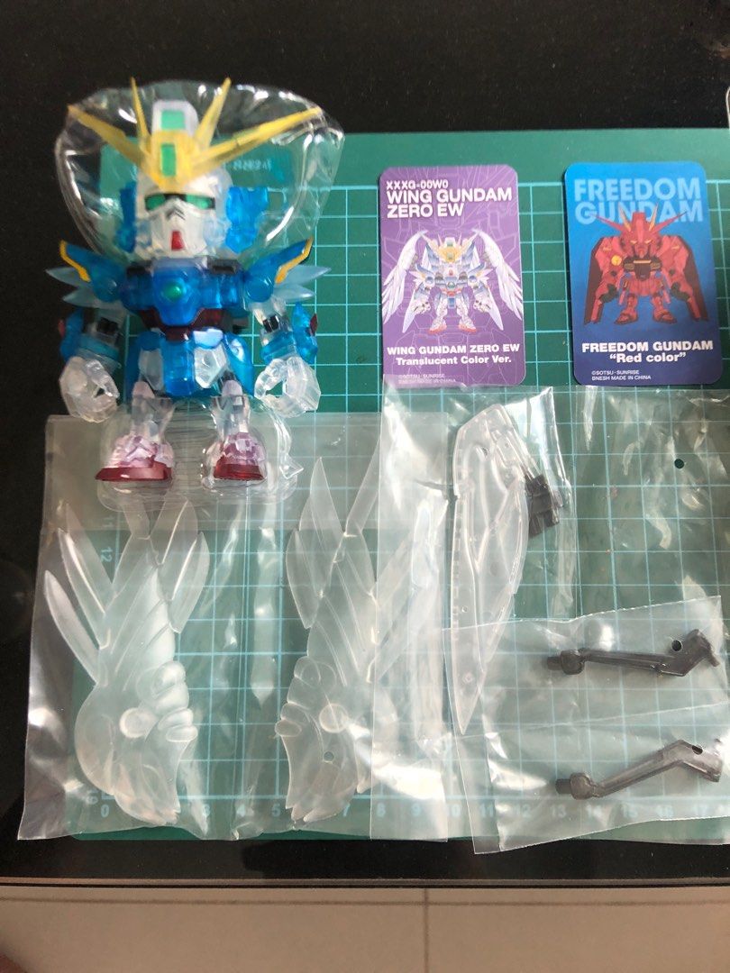 Bandai QMSV mini Wing Gundam EW & Freedom Gundam Toumart Not Secret ...