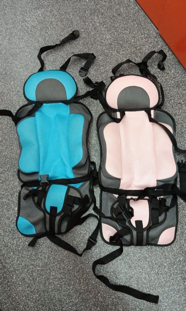 Bless Used Booster Seat, Babies & Kids, Going Out, Car Seats on Carousell