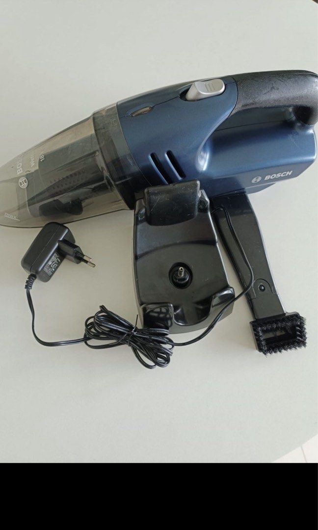 BOSCH BKS4053 Vacuum cleaner handheld with charger and brush nostril ...