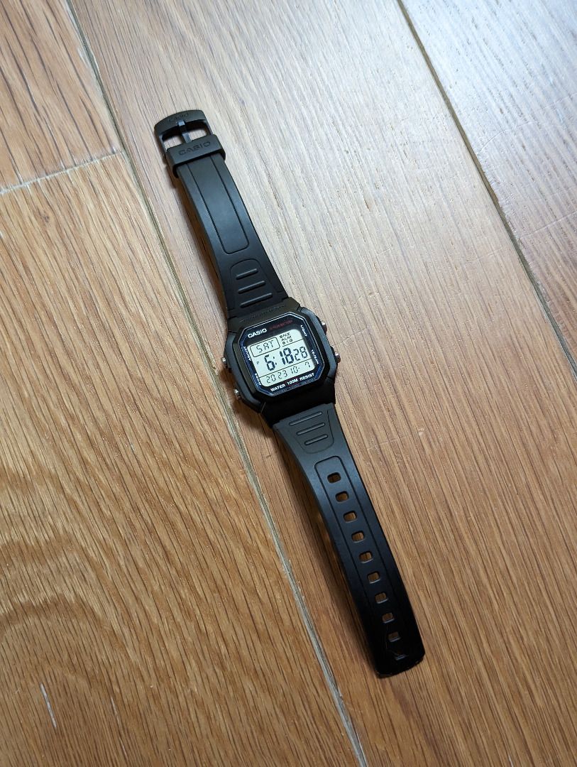 Casio W800H, Men's Fashion, Watches & Accessories, Watches on Carousell