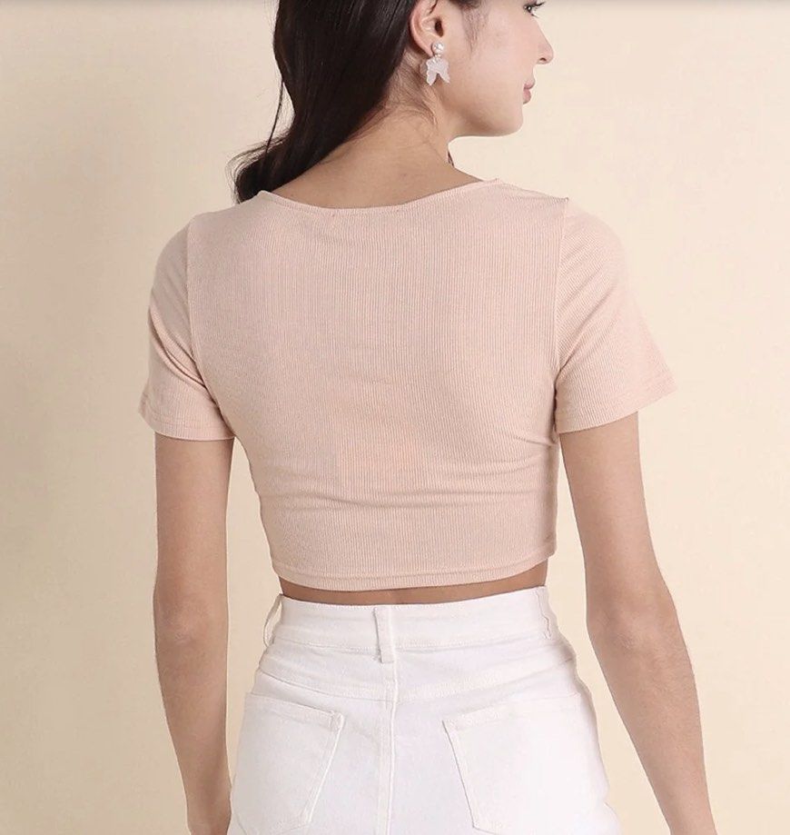 Neonmello - Rushed Crop Top, Women's Fashion, Tops, Blouses on Carousell