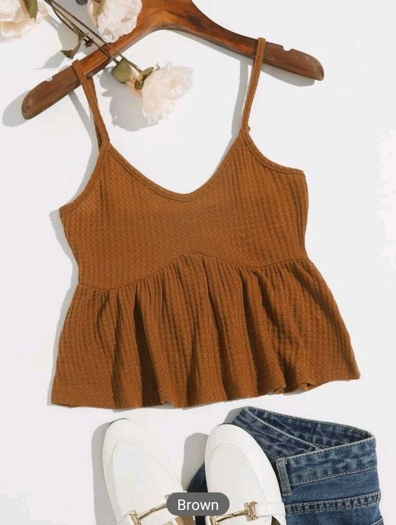 Crop top brown, Women's Fashion, Tops, Sleeveless on Carousell