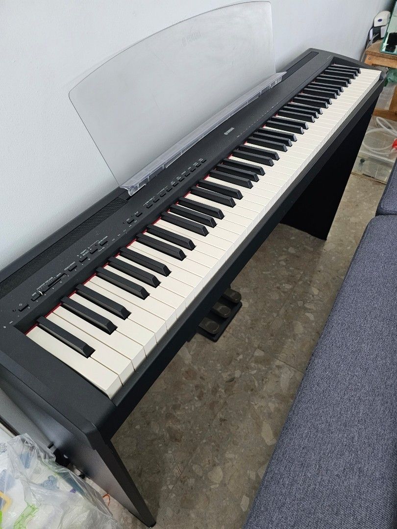 Digital piano Yamaha P95, Hobbies & Toys, Music & Media, Musical ...