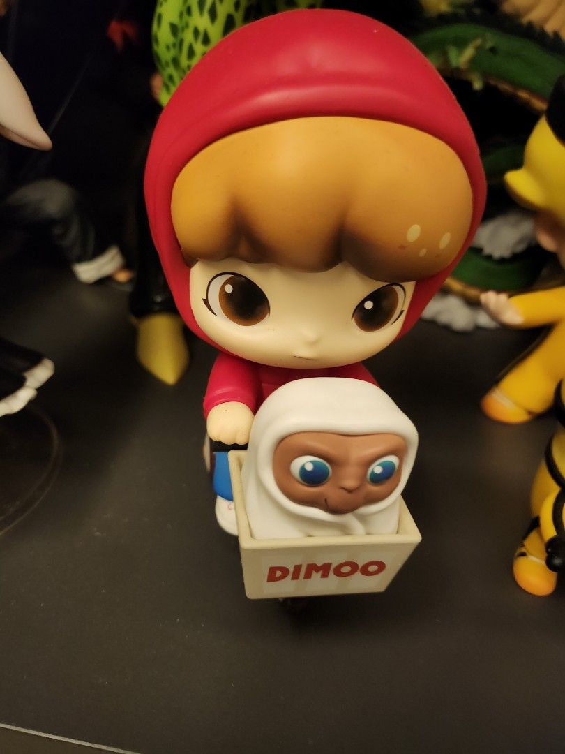 Dimoo ET 400%, Hobbies & Toys, Toys & Games on Carousell