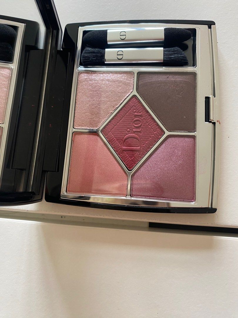 Dior Eyeshadow, Beauty & Personal Care, Face, Makeup on Carousell