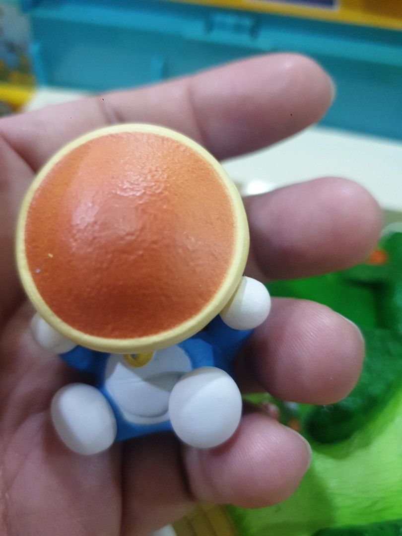 Takara Tomy Gashapon Doraemon Hide And Seek Figure set of 2, Hobbies ...