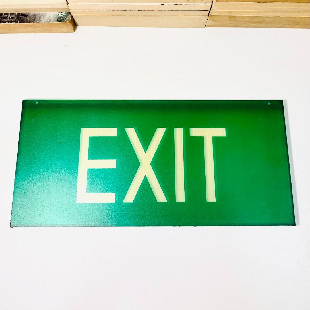 EXIT Sign (Acrylic), Hobbies & Toys, Memorabilia & Collectibles ...