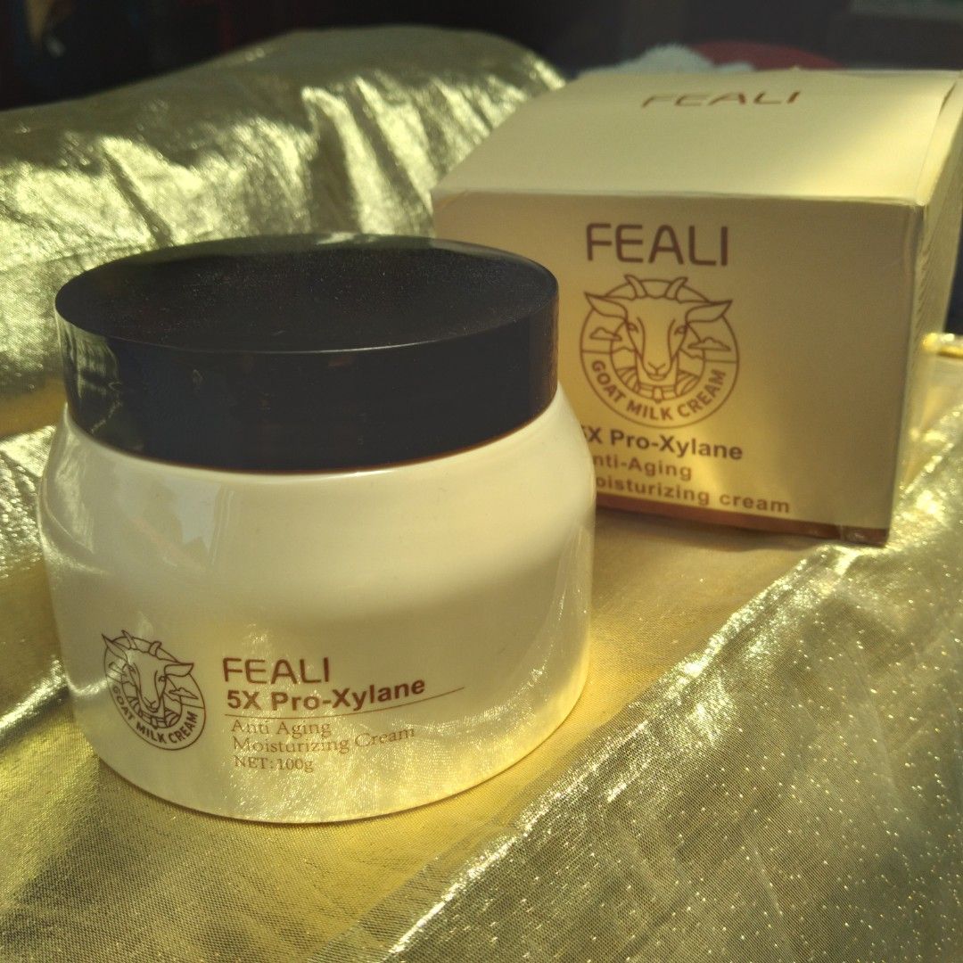 Feali Moisturizer, Kesehatan & Kecantikan, Kulit, Sabun & Tubuh di ...