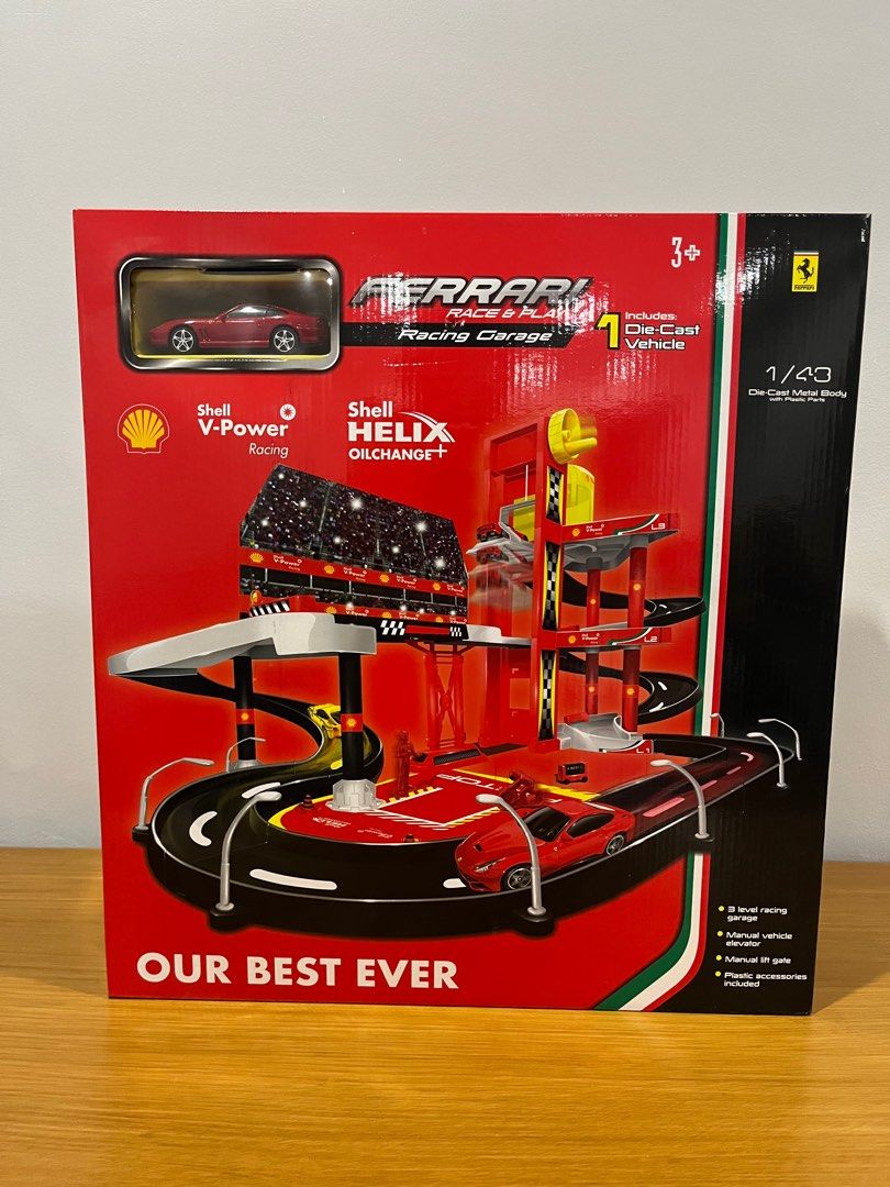 FERRARI RACING GARAGE, Hobbies & Toys, Toys & Games on Carousell