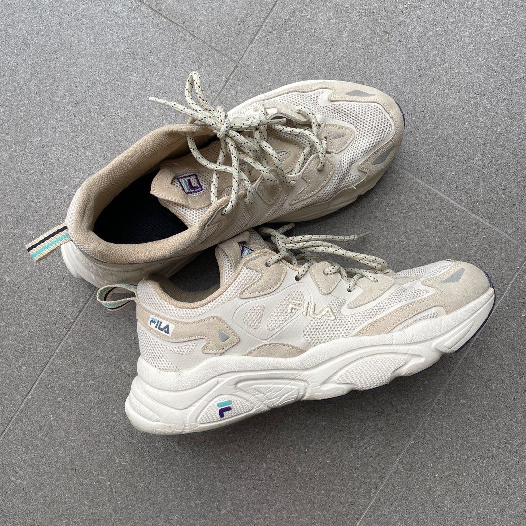 Fila chunky sneakers, Women's Fashion, Footwear, Sneakers on Carousell