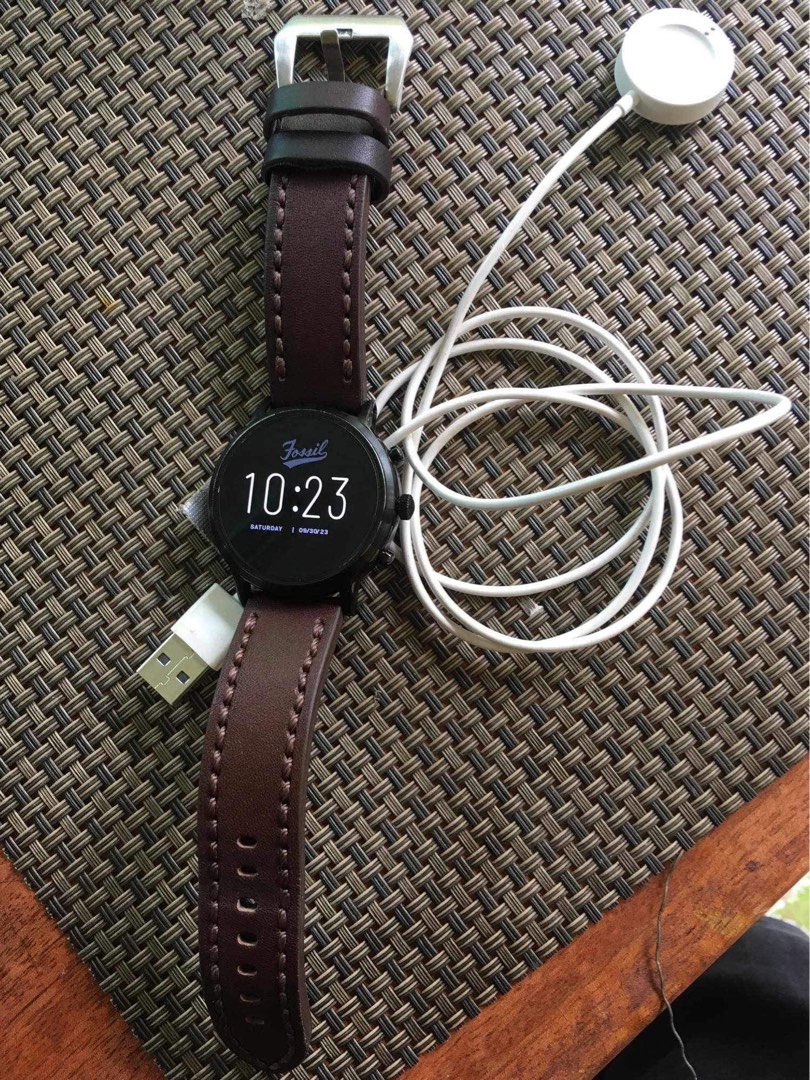 Fossil Gen 5 Smartwatch The Carlyle, Mobile Phones & Gadgets, Wearables ...